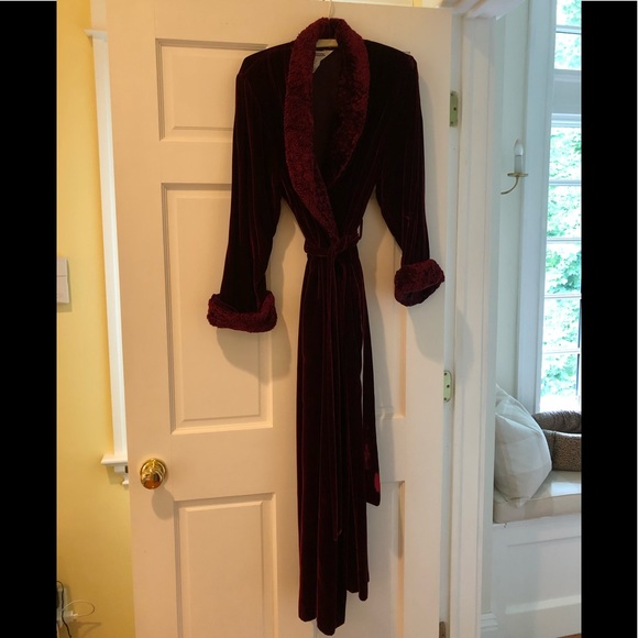 Diamond Tea | Intimates & Sleepwear | Diamond Tea Robe | Poshmark